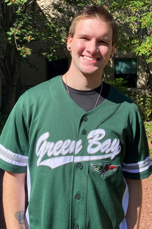 Student Ambassadors - Contact Us - GB Orientation - UW-Green Bay