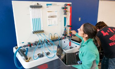 Mechanical Engineering Technology - UW-Green Bay